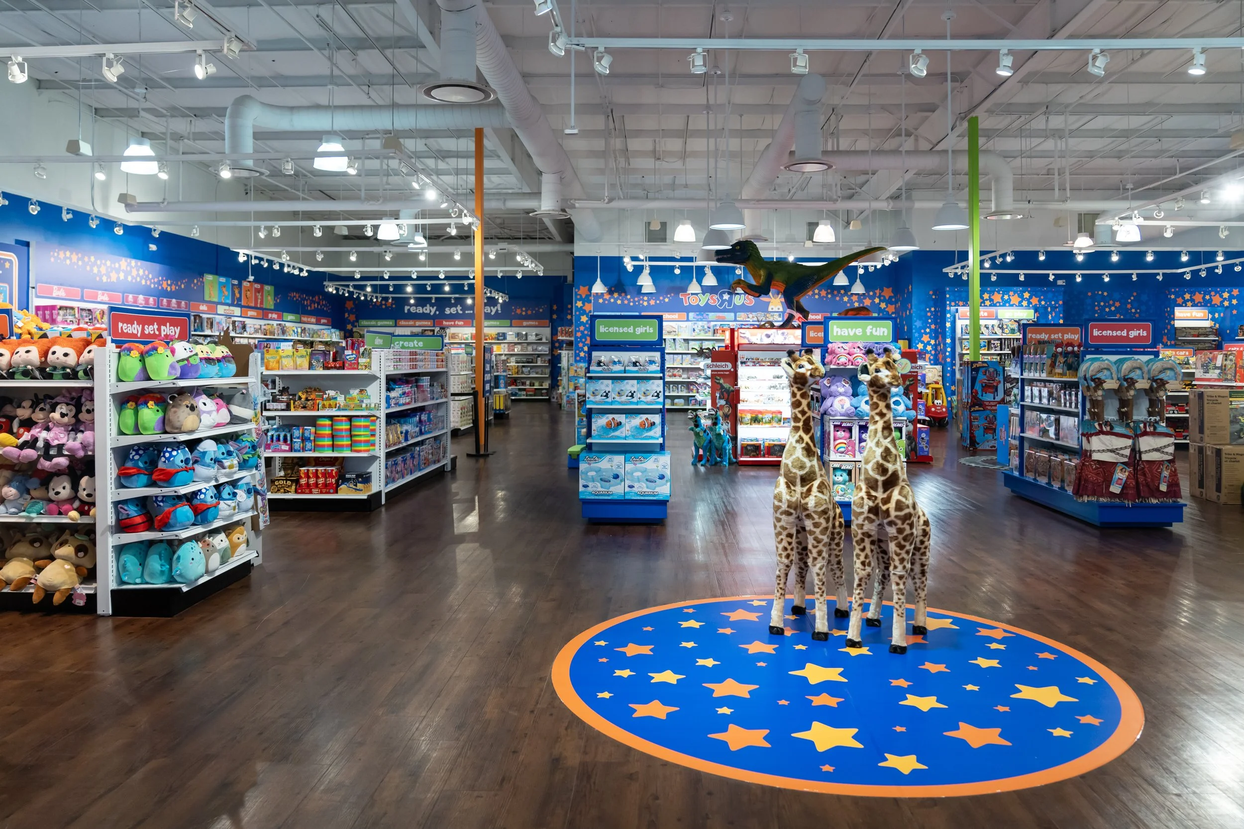 Iconic Toy Store Opens In Tanger Outlet - Foley News